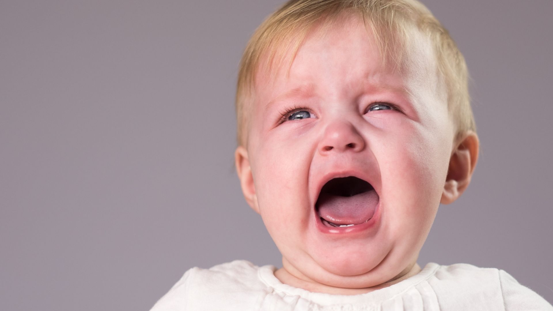 Uobičajeni razlozi zašto beba plače | Bebe.hr